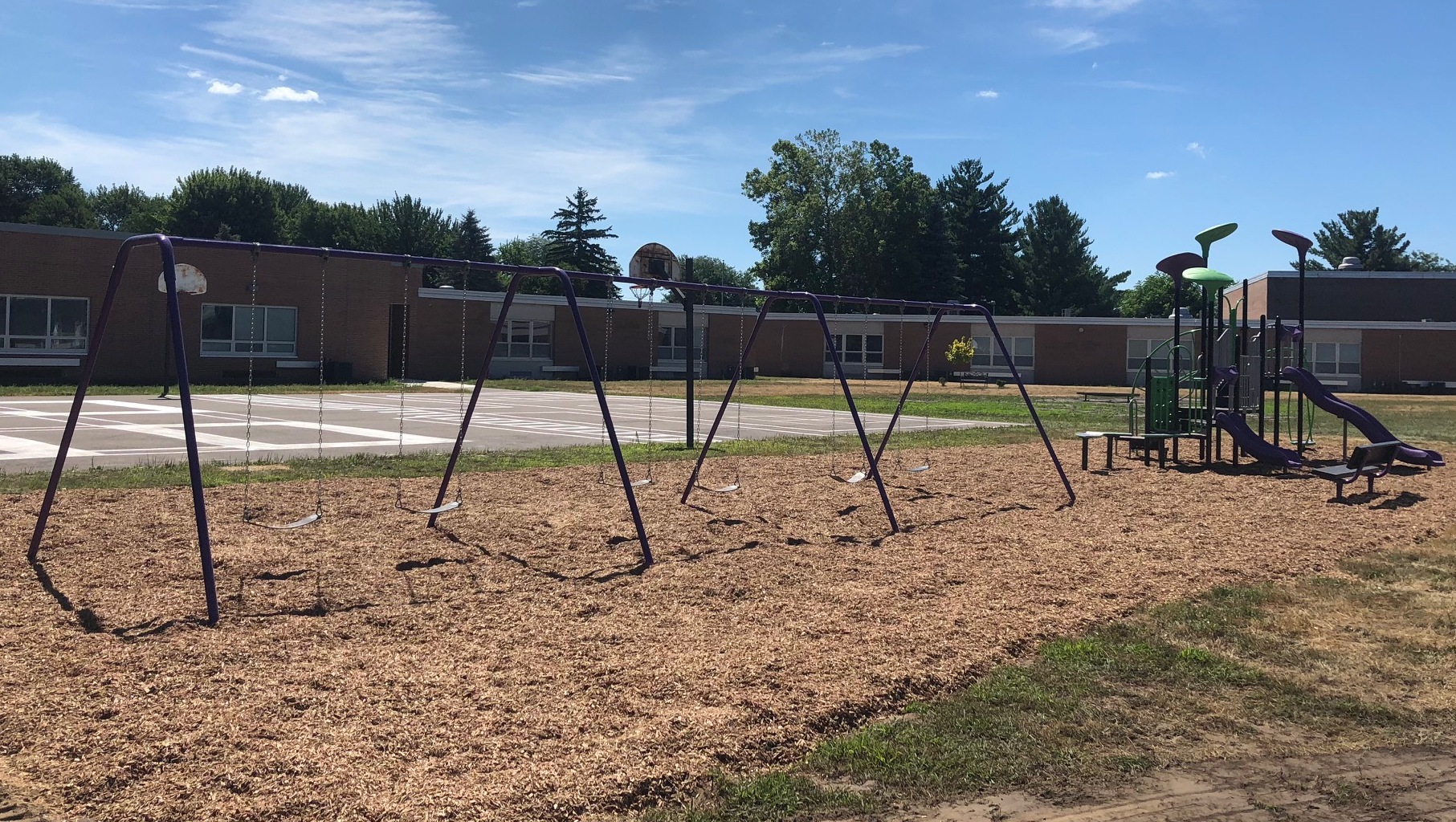 Swanton Elementary School – Swanton, OH - Snider Recreation - 800.888.2889